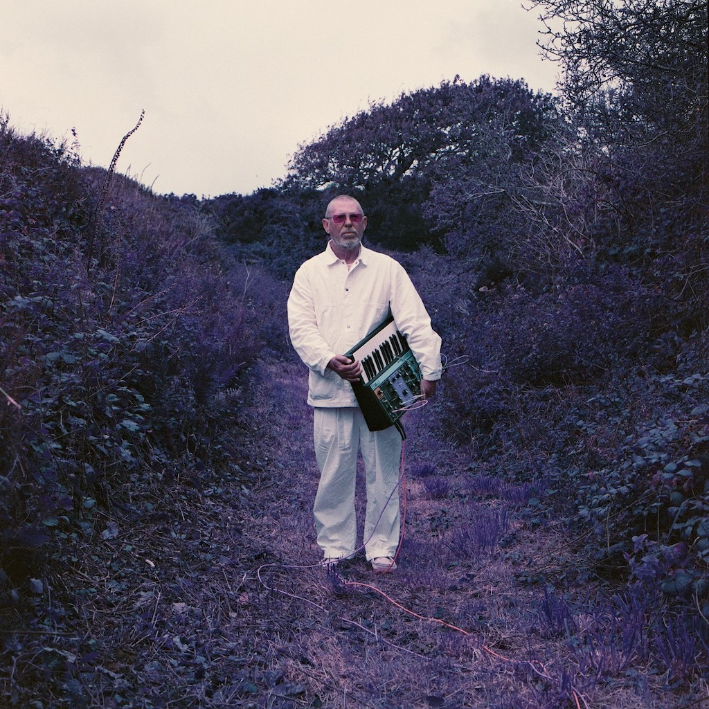 Interview / Jon Tye / Ocean Moon – Ban Ban Ton Ton